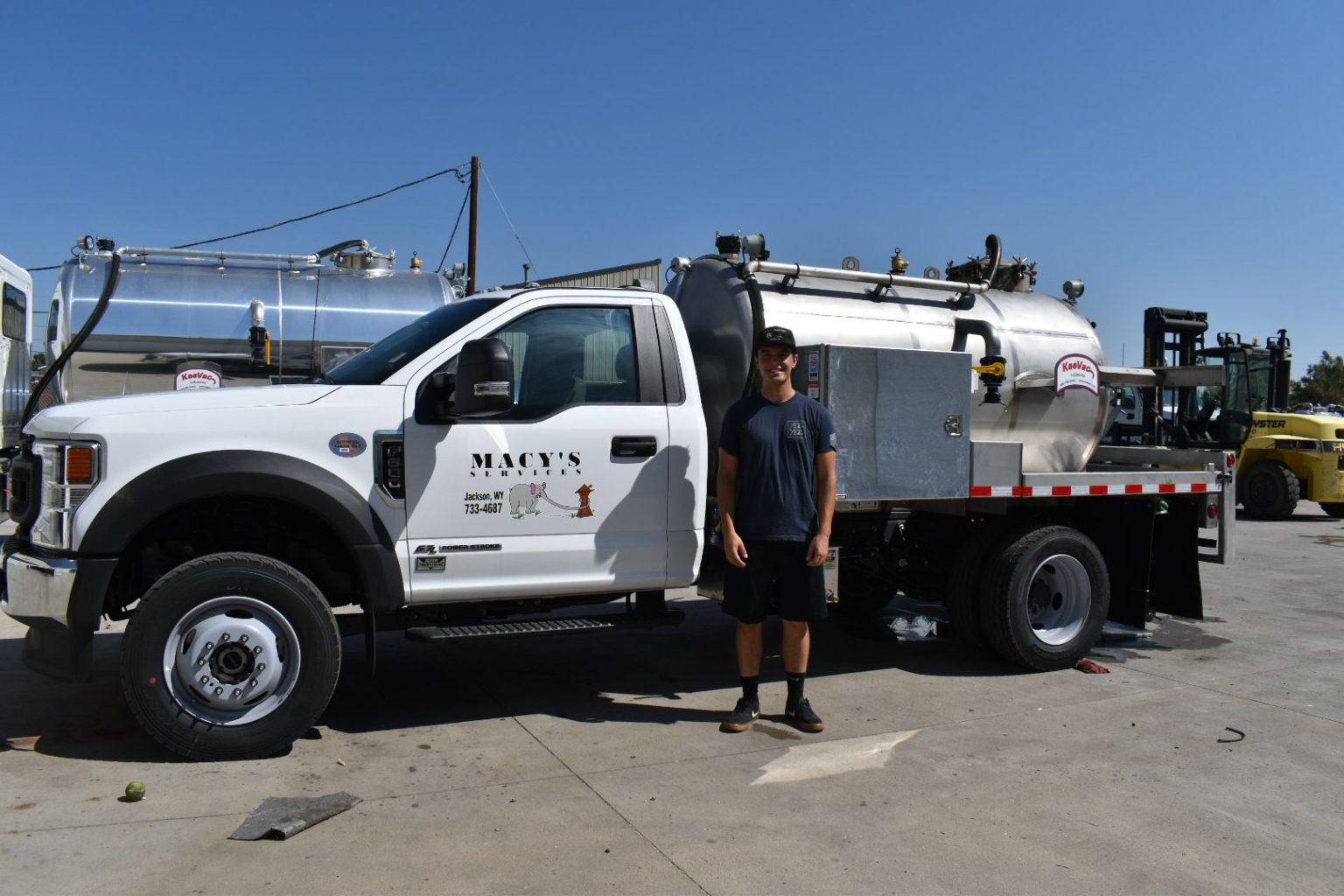 What Are the CDL Requirements for Septic Truck Drivers?